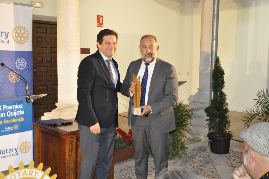 Valverde destaca la labor filantrópica del Rotary Club y el esfuerzo ...