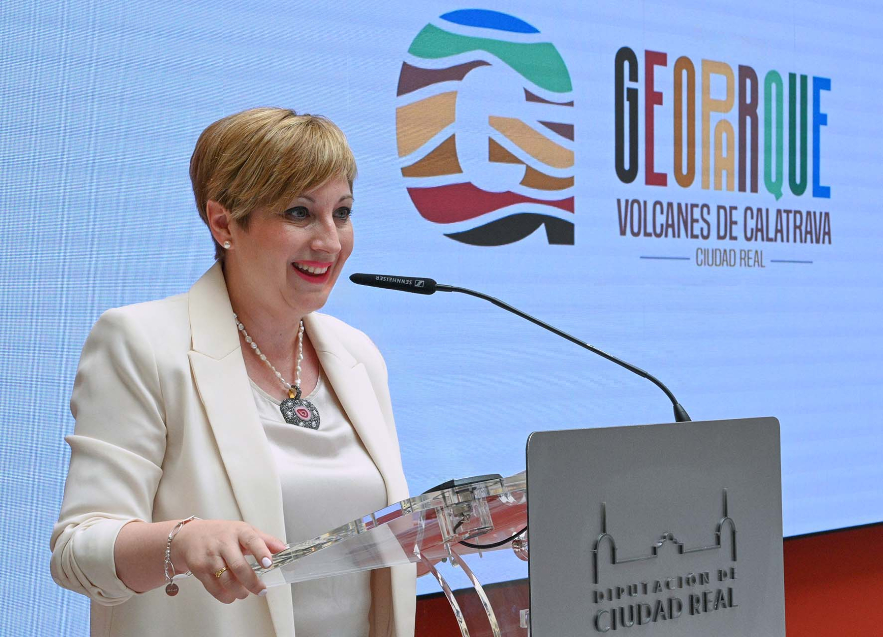 El Geoparque Volcanes de Calatrava se presenta por primera vez en FITUR ...