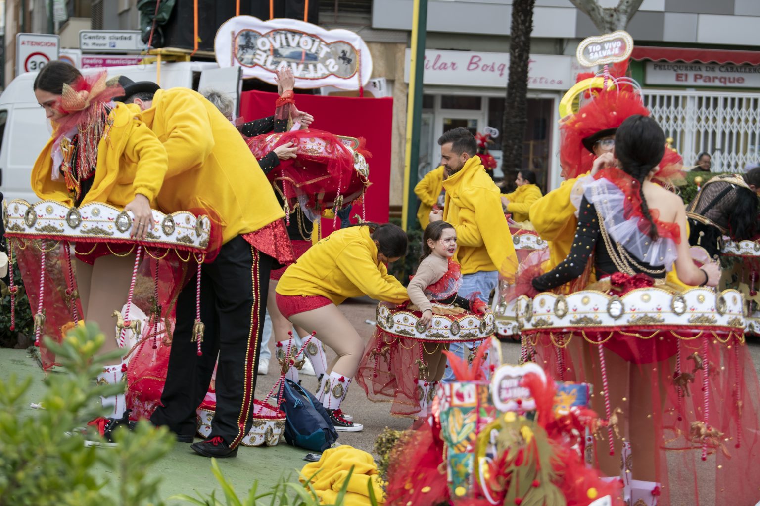 La fantasía ‘Wonderland’ de El Burleta se alza con el Arlequín de oro ...