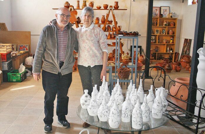 Homenaje a Graci Arias y Ángel Leal, ‘Los poetas del Barro ...